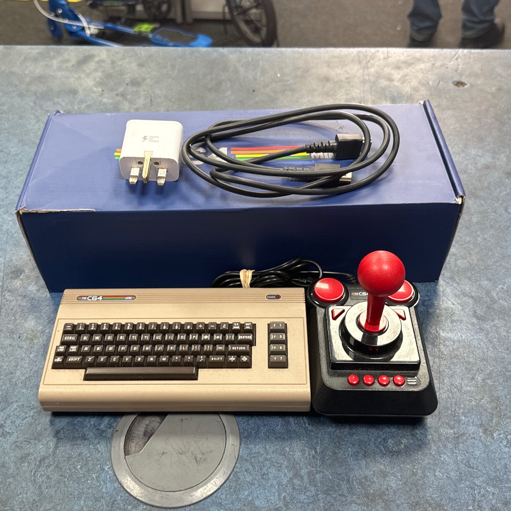 Pre-owned Mini The C64 Commodore Retro Computer Games HD Console with ...